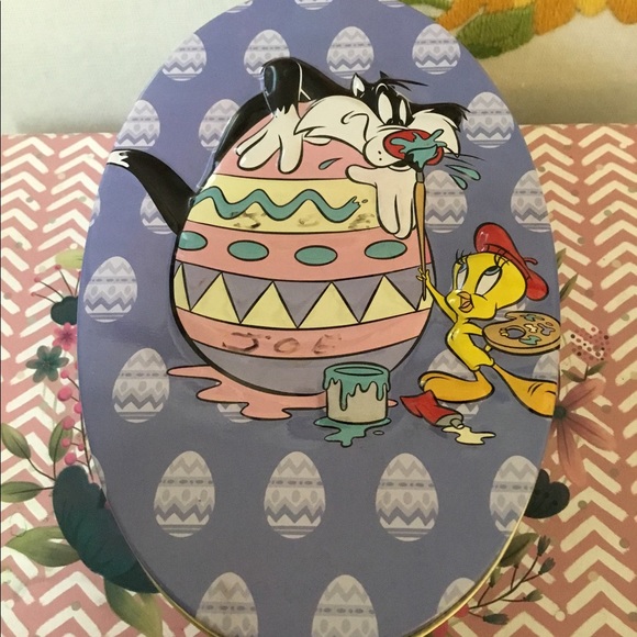 Storage & Organization | Tweety And Sylvester Easter Tin | Poshmark